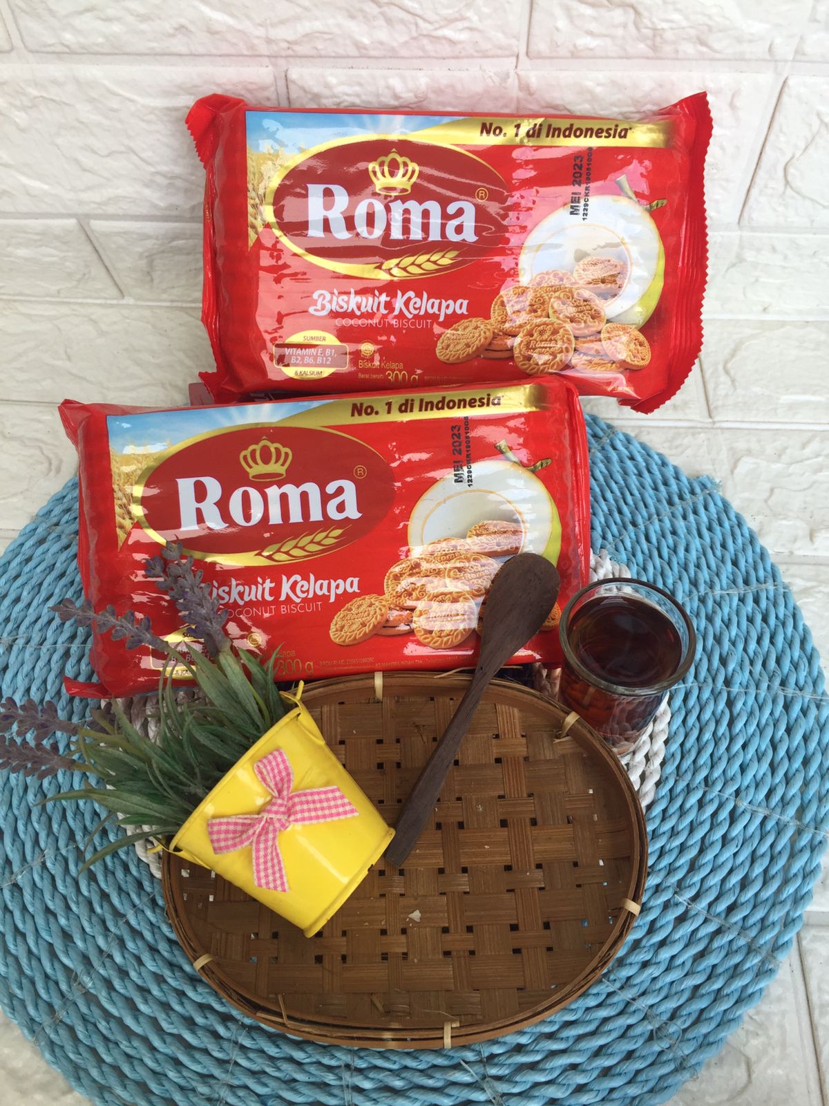 Roti roma kelapa
